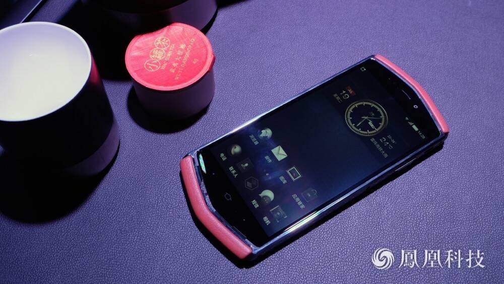 8848手机M3图赏：一个边框成本等于一台手机_手机凤凰网