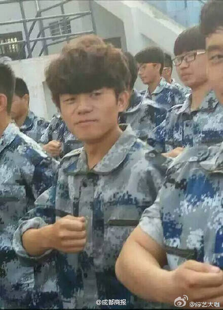 素人撞脸明星谁最像?手机凤凰网