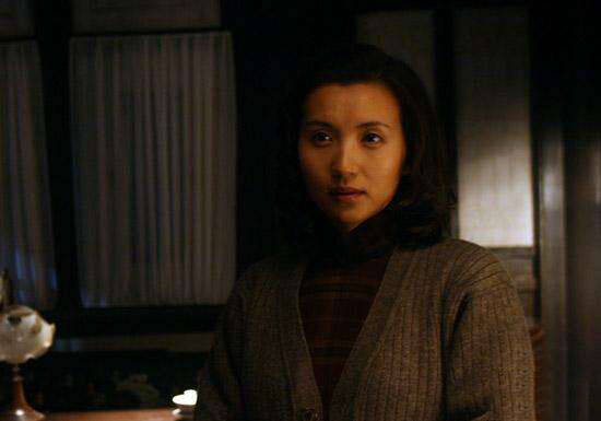 她是性感万人迷，事业巅峰隐退嫁百亿富豪，如今…_手机凤凰网