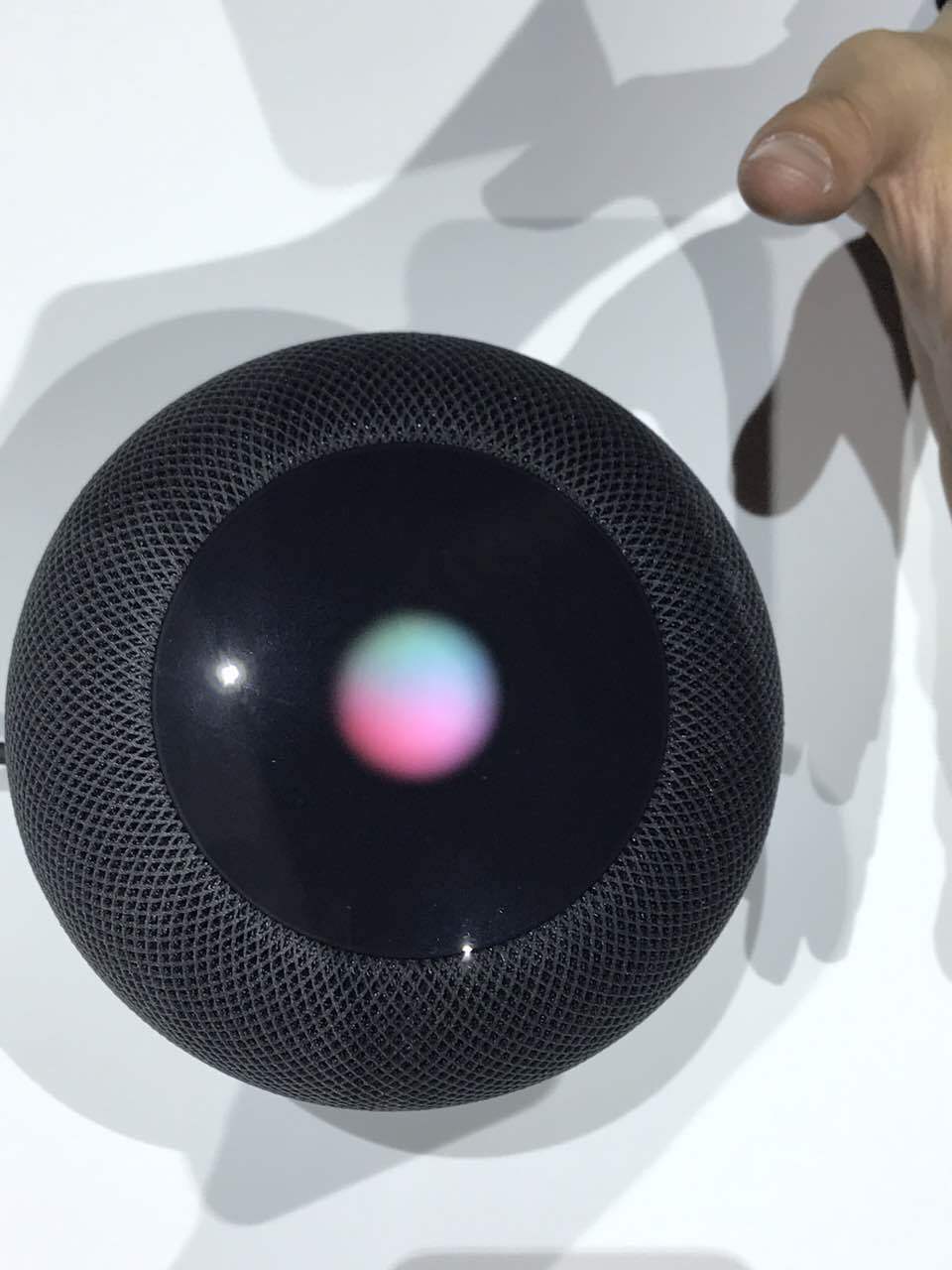 苹果家庭音箱HomePod图赏：支持siri 高度智能_手机凤凰网