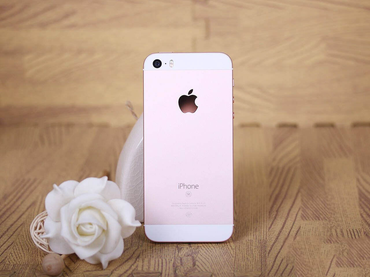 26日：iPhone 6s冰点价 华为P9 Plus降至3900元_手机凤凰网