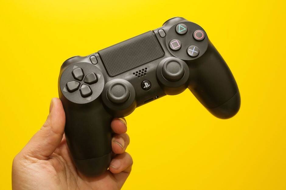 不只是技术增强 索尼PS 4 Pro开箱图赏_手机凤凰网