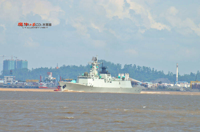 中国最新一艘054A护卫舰海试归来 已下水19艘_手机凤凰网