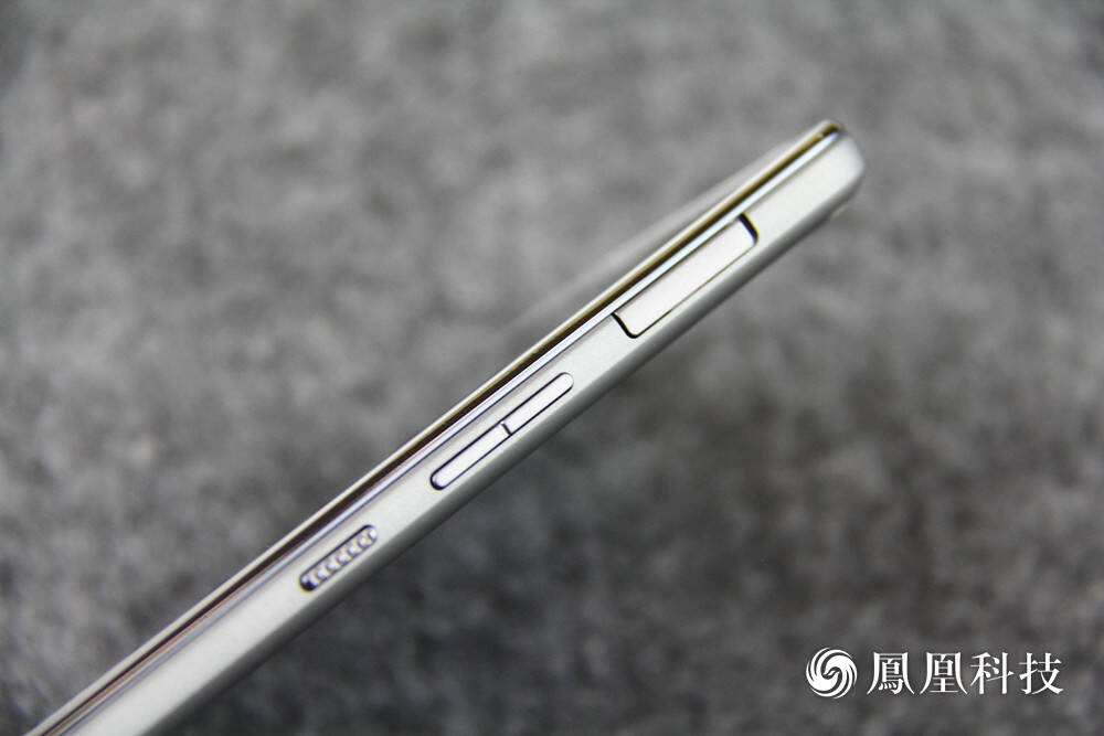 HTC One X9图赏：金属机身 无多下巴_手机凤凰网