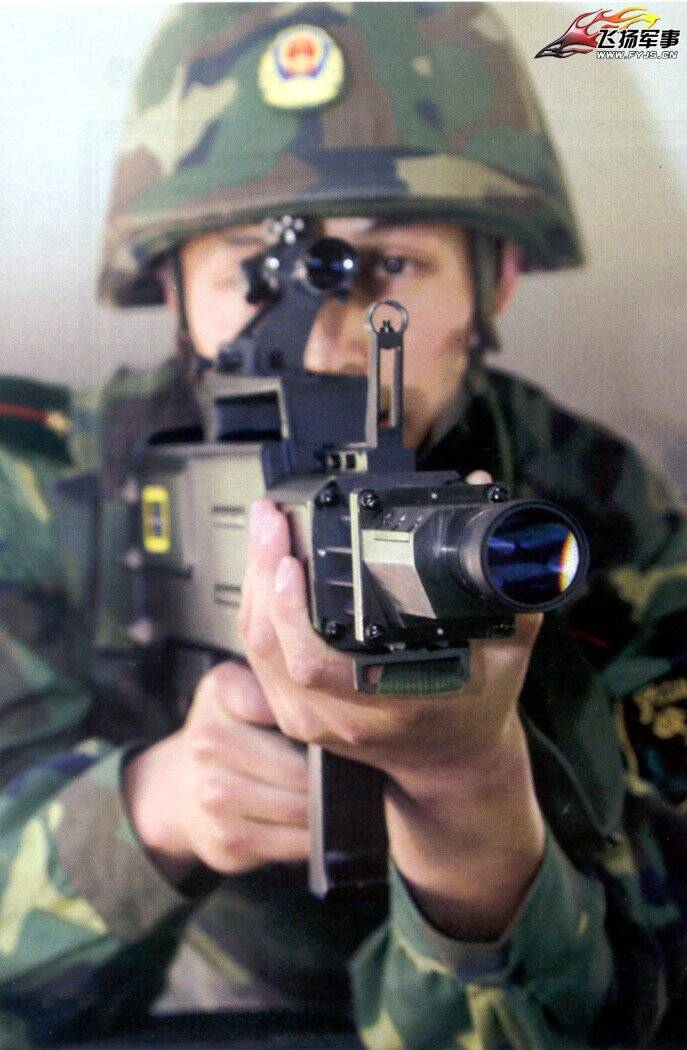 亮瞎你眼！国产科幻单兵激光武器盘点_手机凤凰网