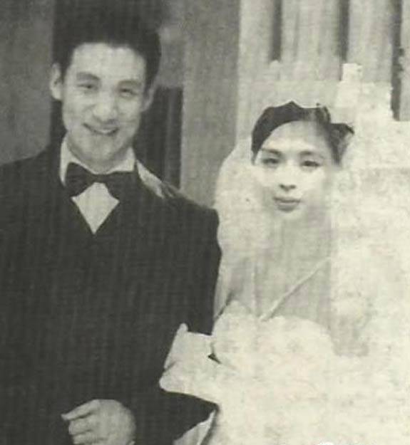 张学友与罗美薇珍贵旧照[高清大图]_手机凤凰网