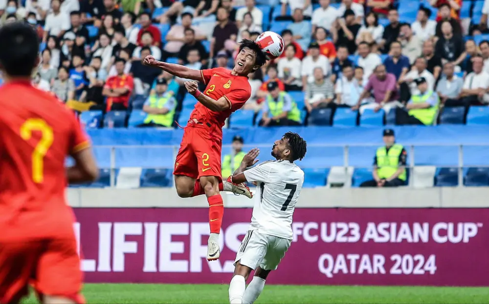 中国国奥战平阿联酋，主帅成耀东受质疑，当事人：我很满意 -6parkbbs.com