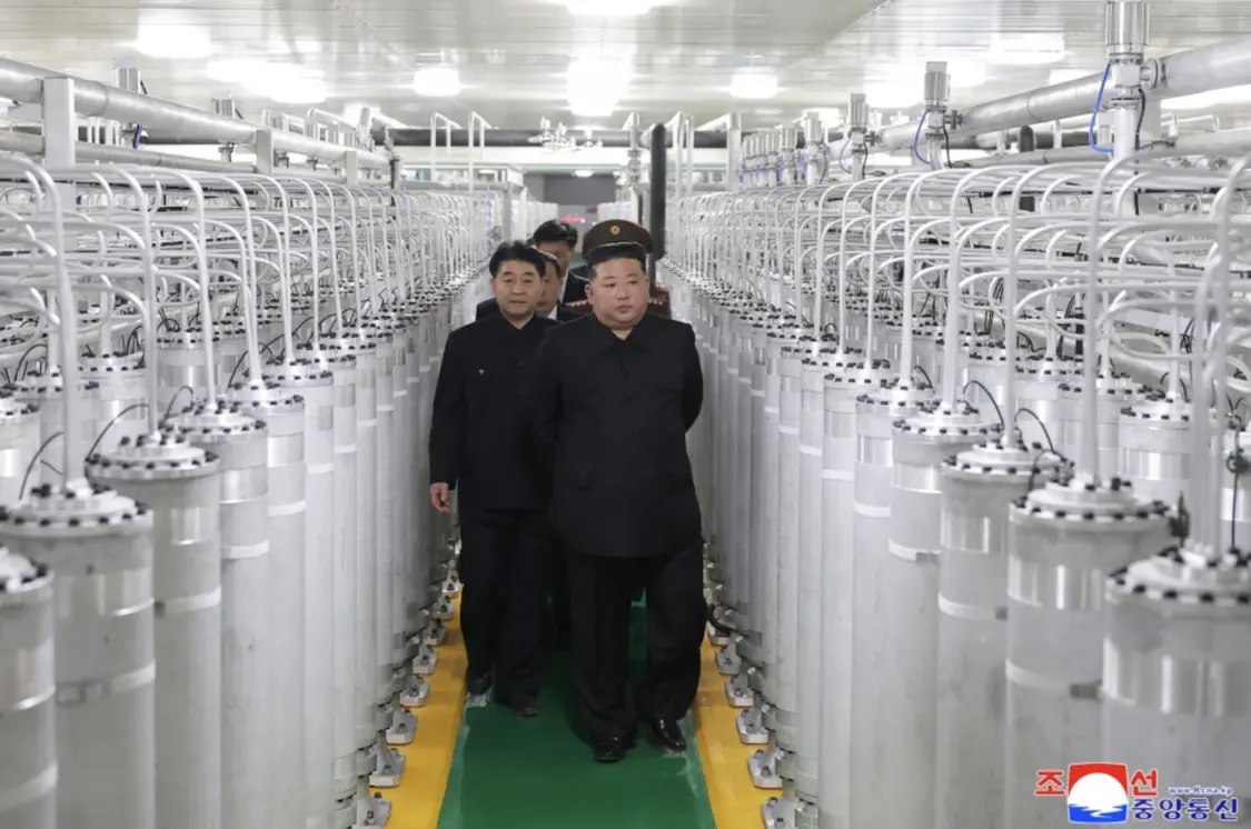 朝鲜最高领导人金正恩视察核物质生产工厂 - 国际观察 - 倍可亲
