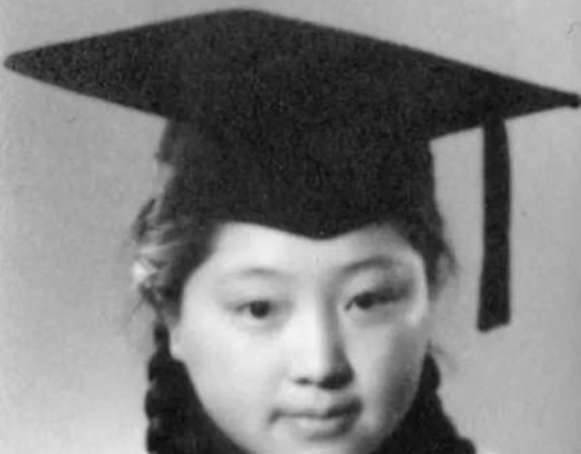 用25字征服中国核弹之父的第一美女