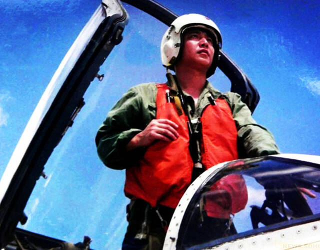 81192收到，我已无法返航，你们继续前进！